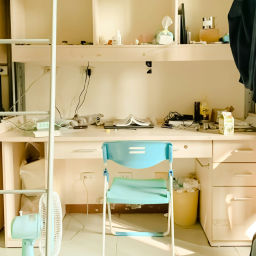 How to Turn Your Dorm Room from 'Livable' to 'Living' - Course Advisor